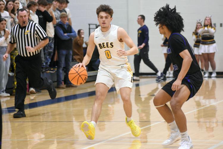 Fairmont Senior freezes East Fairmont in defensive East-West battle ...