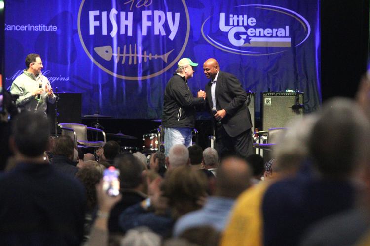Charles Barkley part of full house for Bob Huggins Fish Fry fundraiser ...