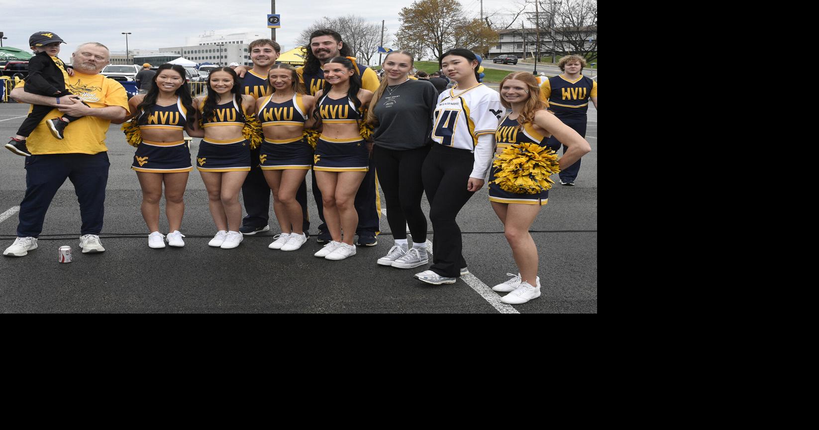 WVU football 0405 WVU cheerleaders in parking lot front | West Virginia ...