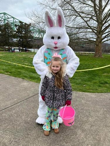 Easter Bunny visits Tu-Endie-Wei State Park in Point Pleasant (West ...