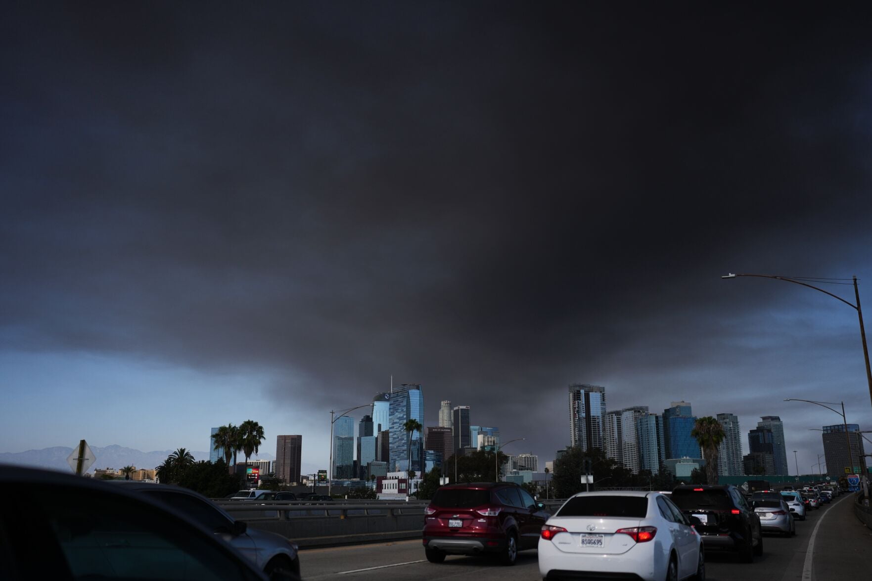 Los Angeles Warehouse Fire | US and World News | wvnews.com