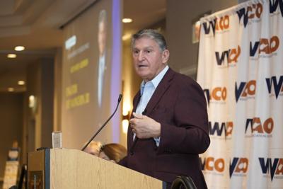 Senator Joe Manchin Receives Patti Hamilton Imagine Award for Lifetime ...