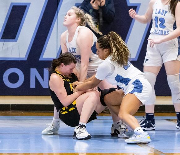 Larae Grove shines on Senior Night, leads Frankfort over Keyser, 44-40 ...