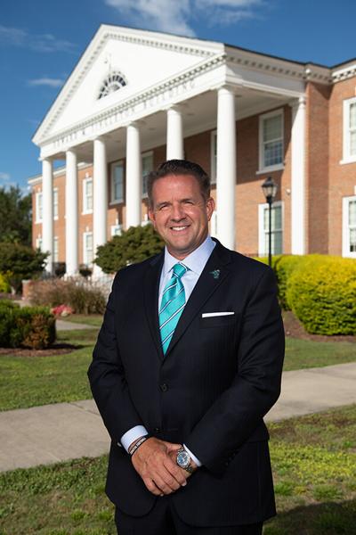 Sources: Coastal Carolina's Michael Benson expected to be West Virginia ...