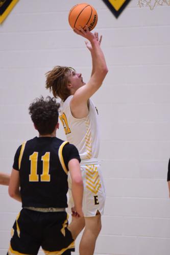 Blake Hunt gets a pass on the block and puts it thru the net.JPG ...