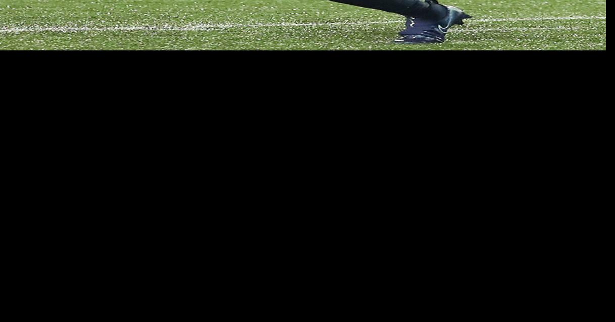 0910 J.T. Daniels scrambles | | wvnews.com