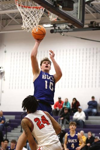 B-U boys basketball team runs through out-of-state competition to claim ...