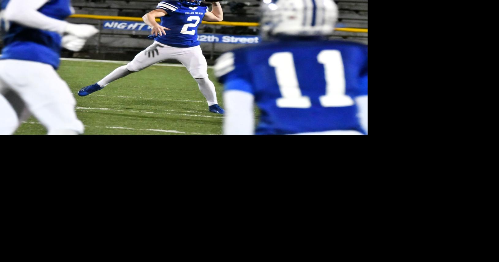 Fairmont Senior hosts Spring Valley in battle-tested playoff showdown ...