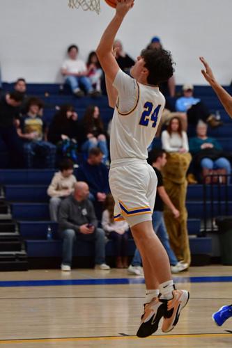 GHS 24 lays in the first bucket of the night.JPG | | wvnews.com