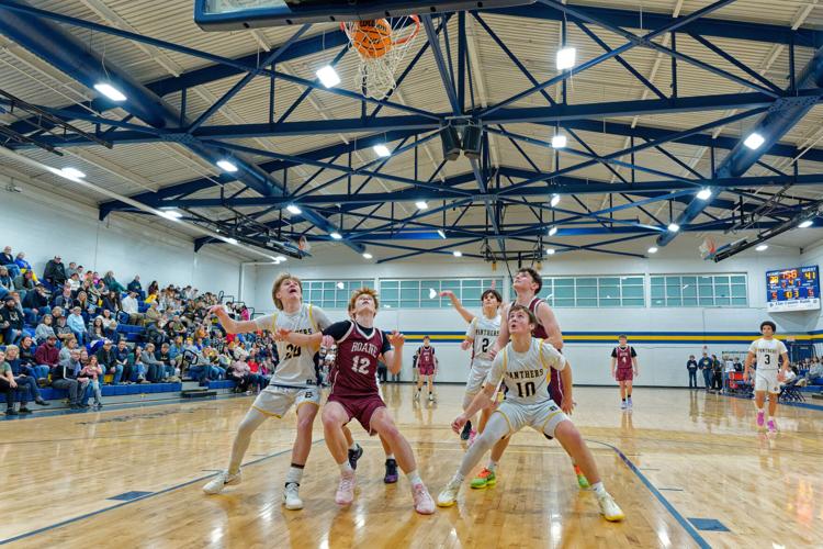 Runnin' Raiders claim first win versus Calhoun, drop game on the road ...