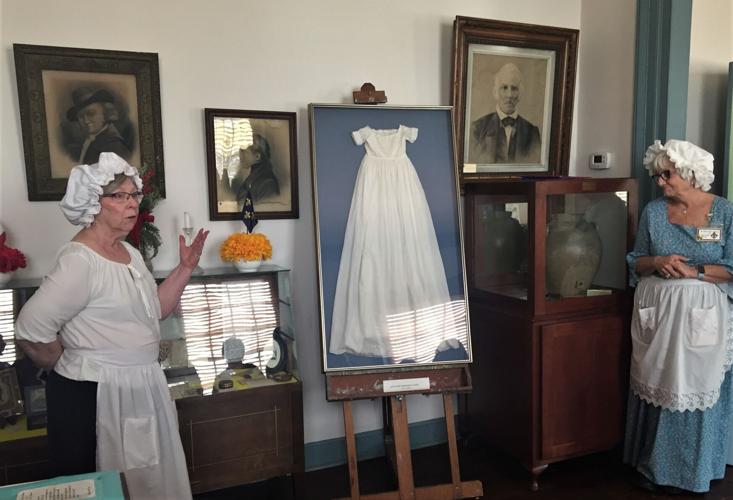 French Colony Chapter, NSDAR visits Our House Tavern Museum ...