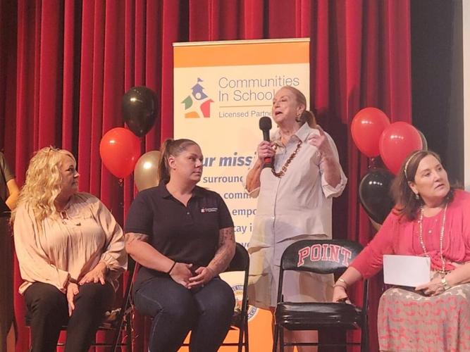 West Virginia First Lady Cathy Justice introduces therapy dog to Point ...