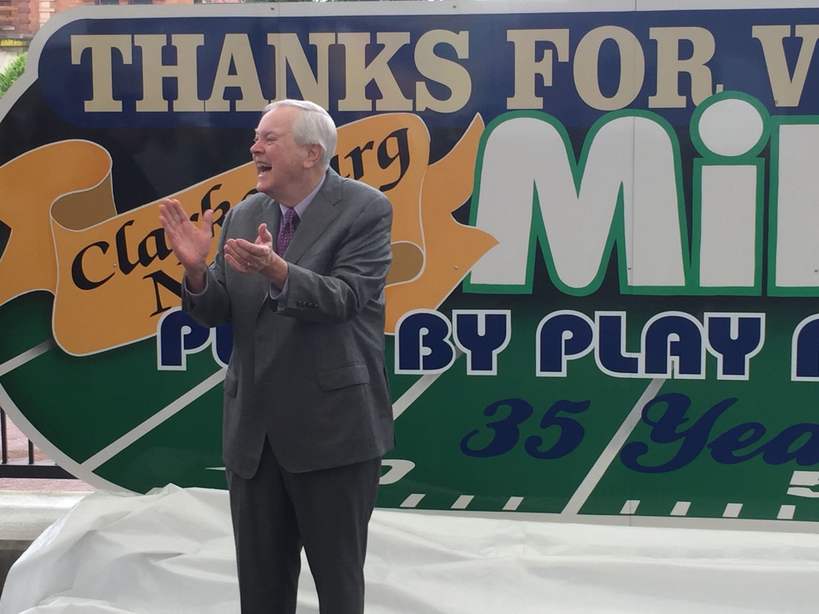 Clarksburg native, longtime ESPN broadcaster Mike Patrick dies at 80 ...