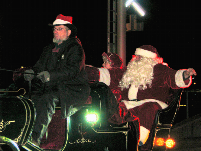 Santa arrives in Keyser, Tri-Towns | | wvnews.com