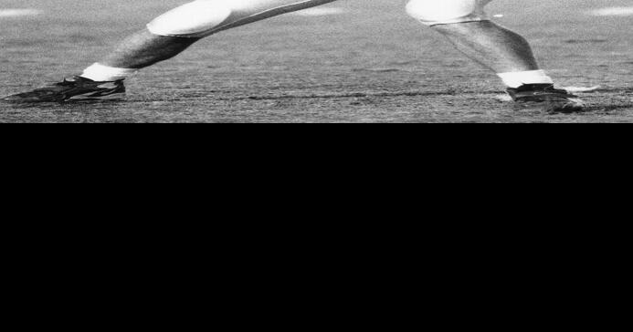 WVU football Marc Bulger throws in 1998 Insight.com Bowl | West ...