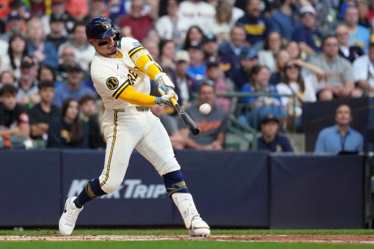 Brice Turang breaks out of his 0-for-21 slump as Brewers trounce Giants ...
