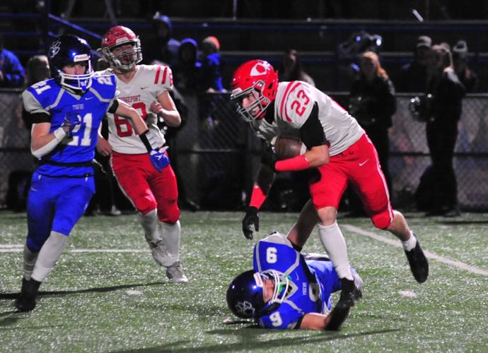 Barker throws 8 TDs, Princeton escapes Bridgeport, 73-70 | Bridgeport ...