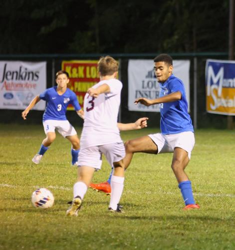 B-U boys soccer star defender Timothy Snyder looks to build on strong ...