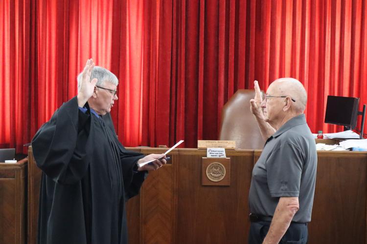 Commissioners hold emergency session in response of Sheriff Pritt's ...