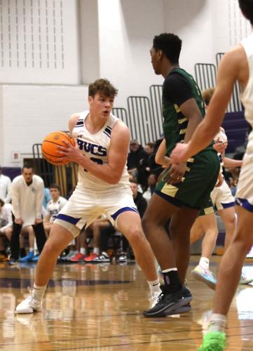 B-U boys basketball team runs through out-of-state competition to claim ...