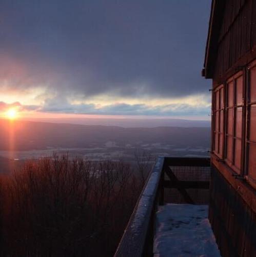 Retired Fire Towers in West Virginia Offer Stunning Views and Unique ...