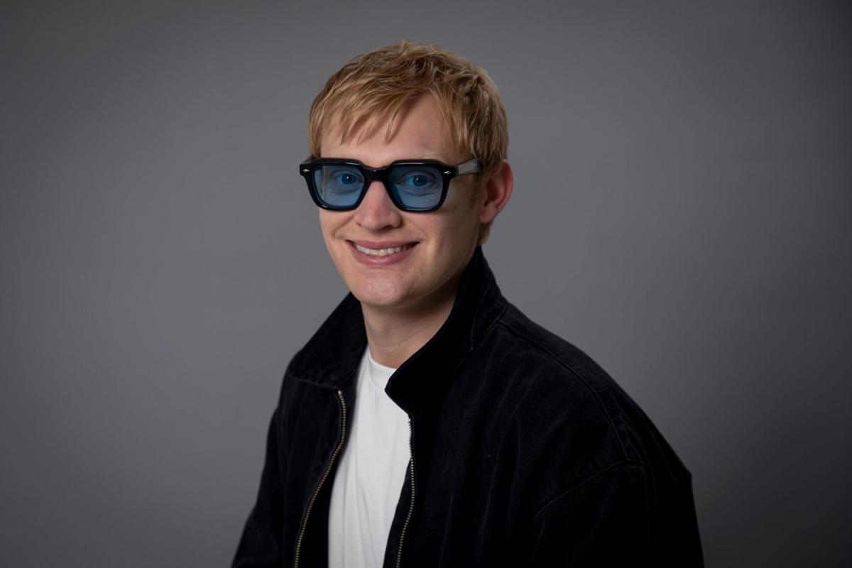 Curry Barker Portrait Session | US and World News | wvnews.com