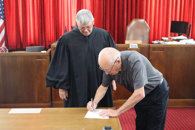 Commissioners hold emergency session in response of Sheriff Pritt's ...