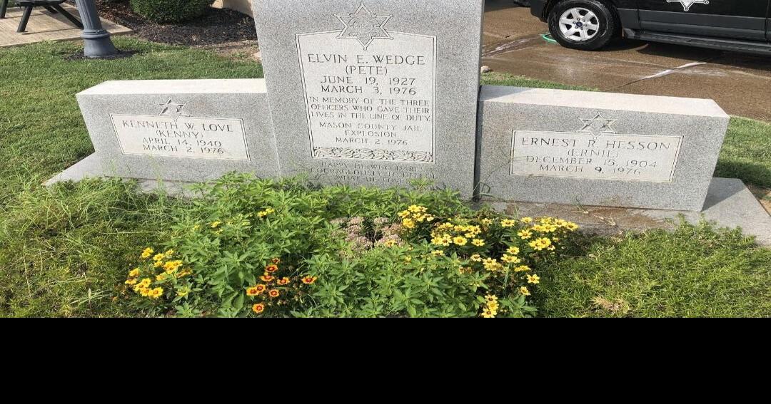 Mason County bridge to be dedicated to officers slain in 1976 bombing ...