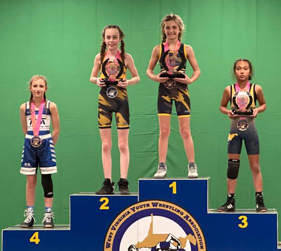Brown captures state title as one of 11 B-U grapplers to place in Youth ...