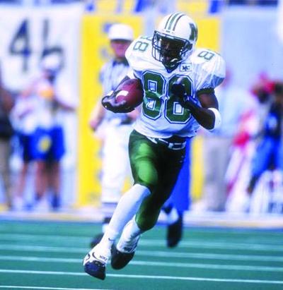 Legendary Football Player Randy Moss to be Inducted into the 2024 ...