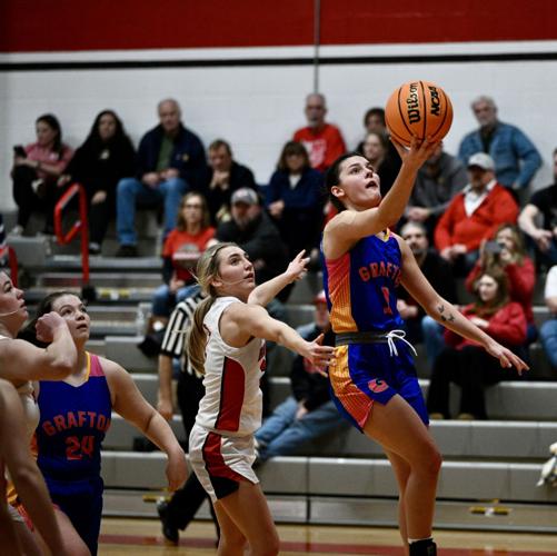 Kenna Keener, Hadley Horne duo power Grafton girls basketball team past ...