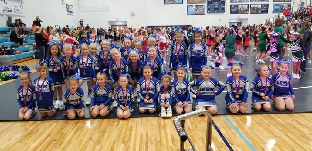 Youth Cheerleaders Compete | Weston Sports | wvnews.com