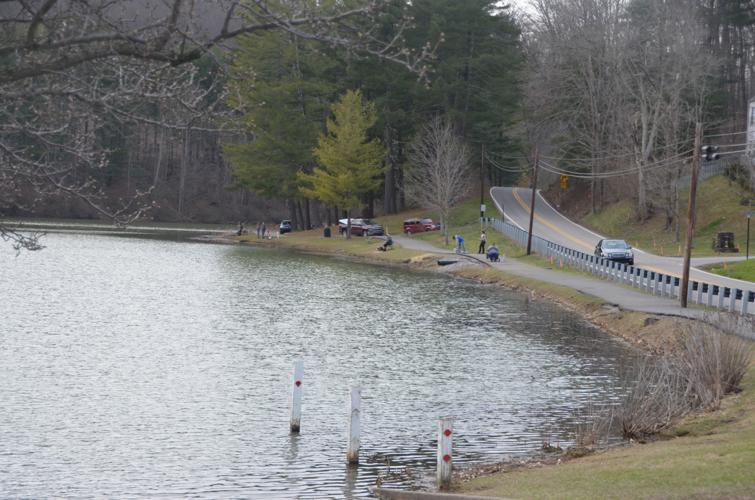 Successful fishing season continues in Bridgeport (West Virginia) at ...
