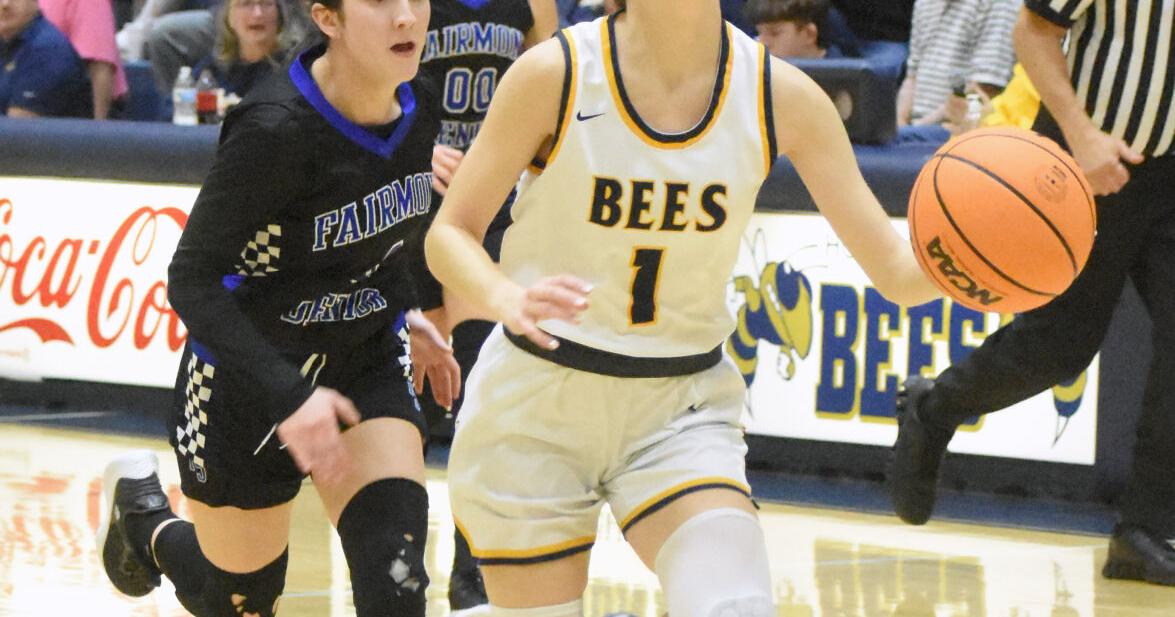 Fourth-quarter run puts Bees past Maids, 56-51 | Weston Sports | wvnews.com
