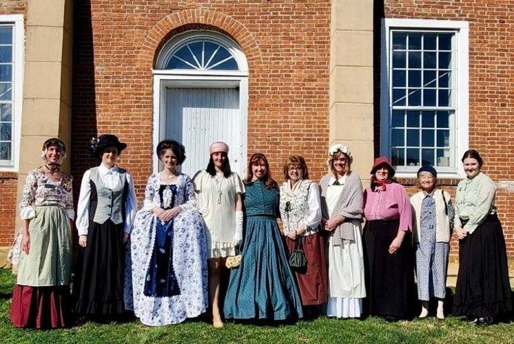 Return Jonathan Meigs Chapter DAR marks anniversary, presents awards ...
