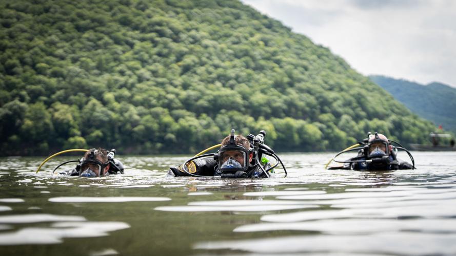 New West Virginia Division of Natural Resources Police dive team demos ...