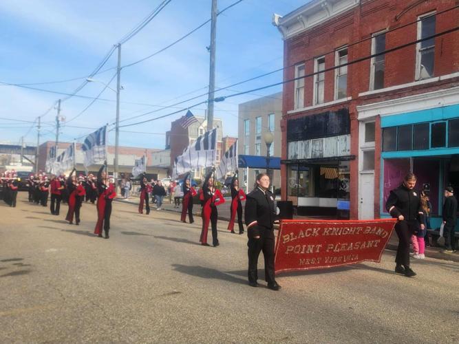 Point Pleasant community honors veterans with downtown parade ...