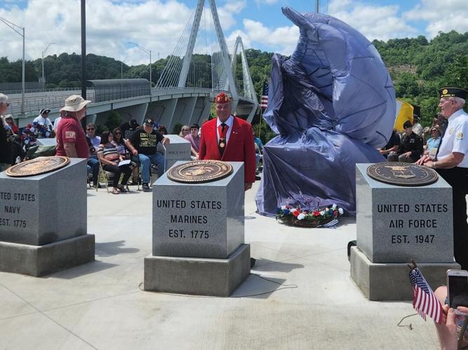 Statue of Staff Sgt. Jimmy Stewart unveiled at Mason County Veterans ...