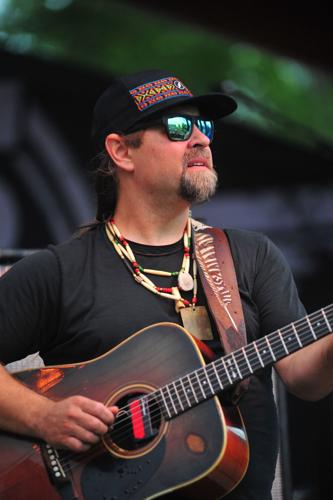 Updated: Country music superstar Chris Janson rocks The Amp on night he ...