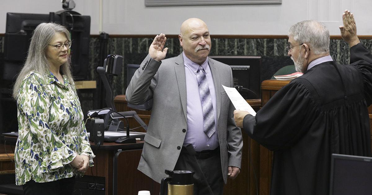 Weiss sworn in as new Harrison magistrate | | wvnews.com