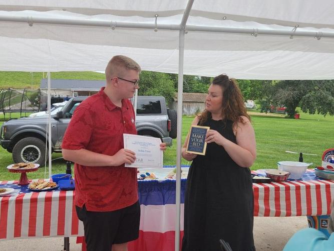 French Colony DAR hold annual Flag Day picnic | Gallipolis, Pomeroy ...