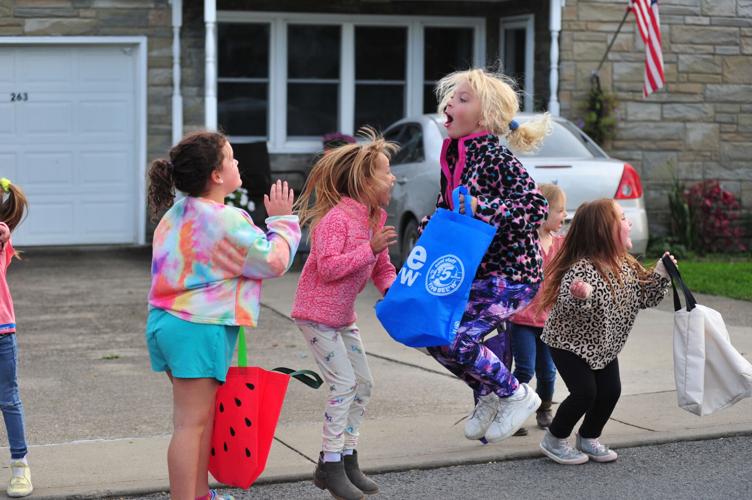 Bridgeport community turns out for Homecoming parade | Clarksburg ...