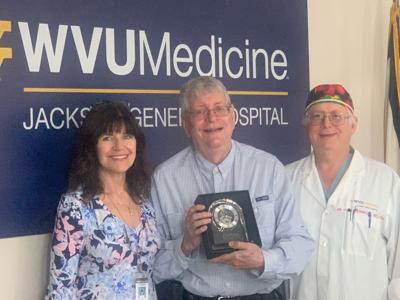 WVU Medicine/JGH celebrates Dr. Wade’s retirement | Jackson Star and ...