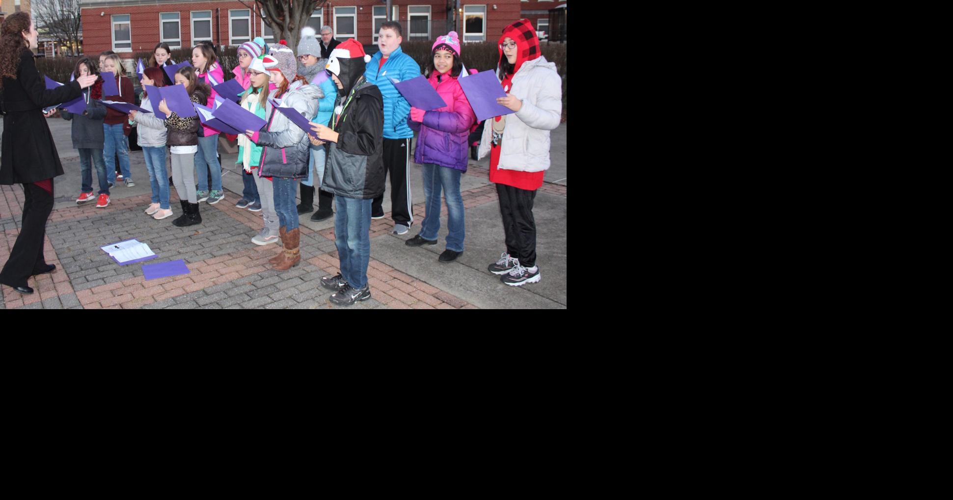 Caroling in the Courtyard: North View Elementary students celebrate ...