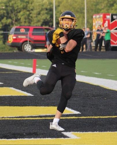 Keyser wrangles Petersburg in first football scrimmage | Mineral County ...
