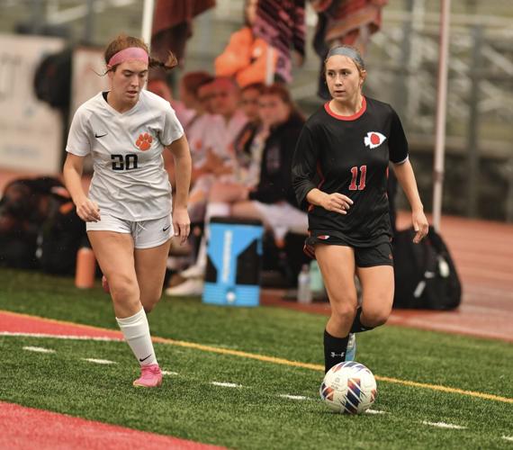 Grayson Church's late strike lifts Bridgeport past Elkins; Tribe girls ...