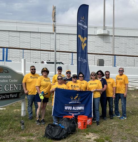 Band of brothers (and sisters): Mountaineer alumni flock together near ...