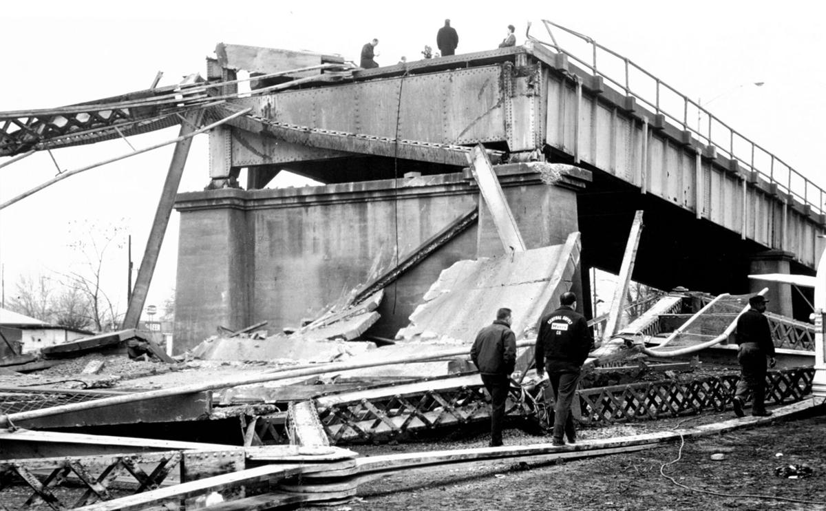West Virginia-Ohio Silver Bridge collapse remembered 55 years later ...
