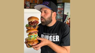 Award-winning burger eatery opens in EV | Business | themesatribune.com
