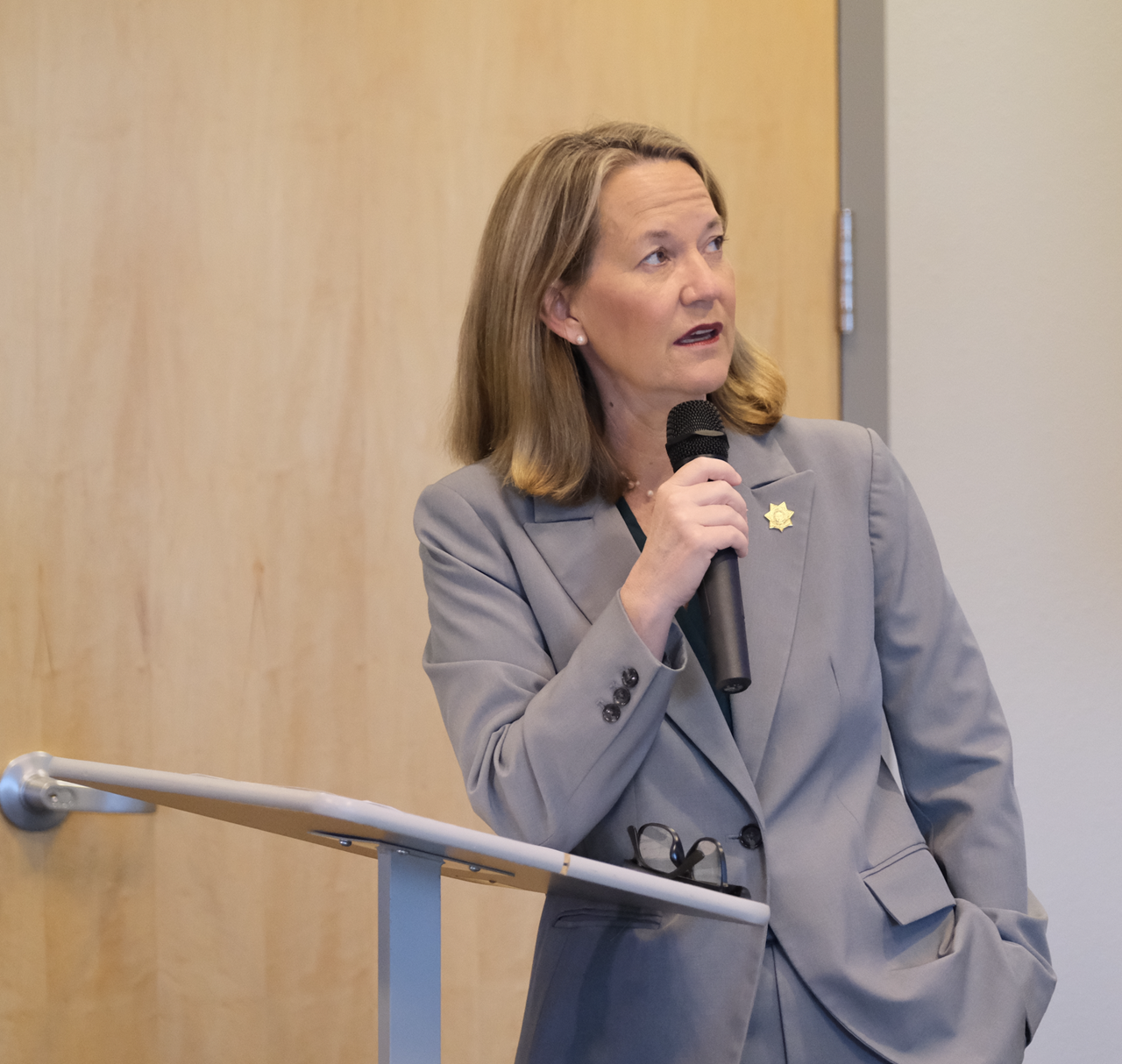 Arizona attorney general hears health insurance gripes | News ...